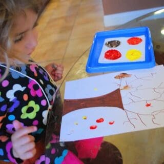 Fine Motor Activity - Fruit Loop Towers - Mess for Less