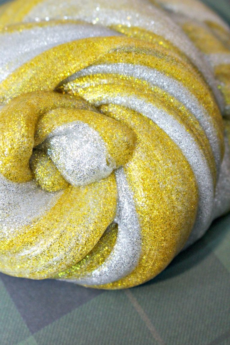 How to Make Silver and Gold Slime - Mess for Less