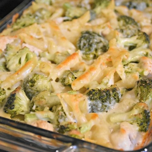 Chicken Broccoli Alfredo Bake - Mess for Less