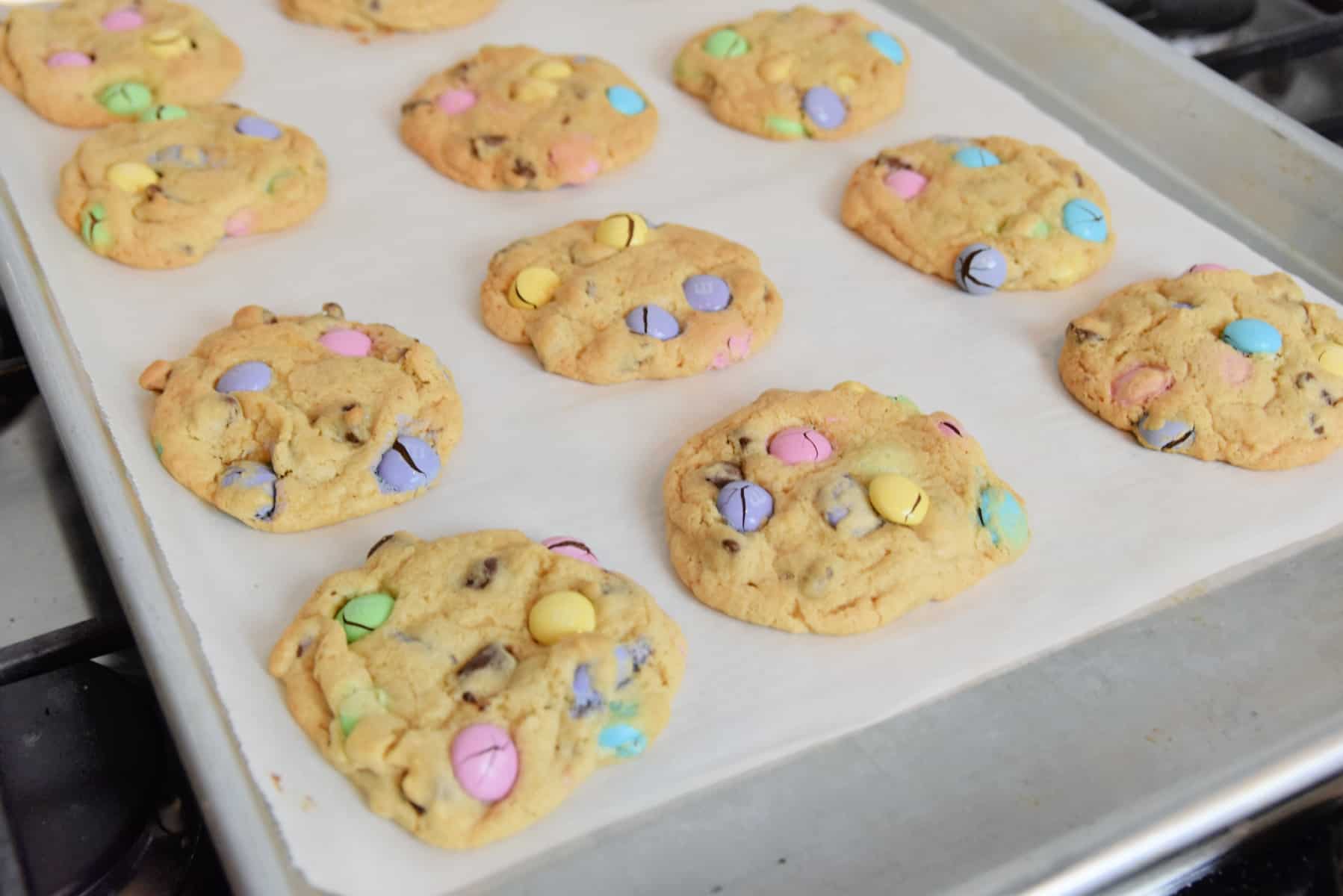 M&M Easter Cookies - Mess for Less
