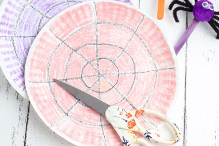 Spider Craft for Kids - Mess for Less
