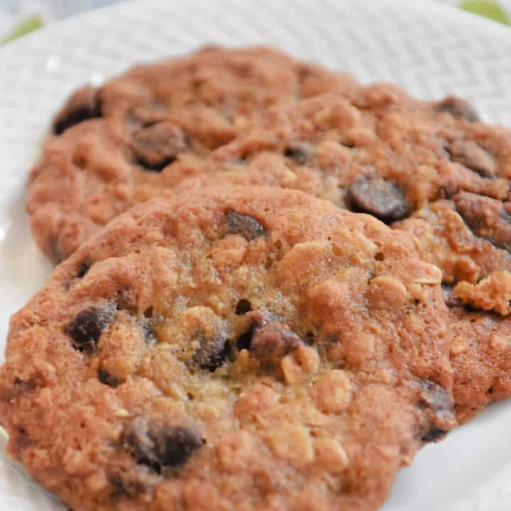 Instant Oatmeal Cookies - Mess for Less