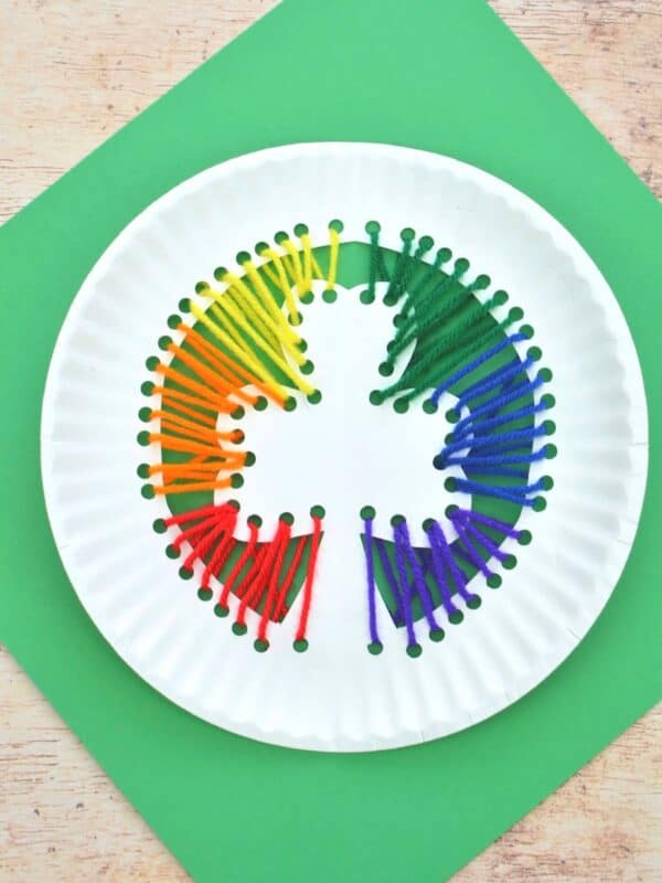 Shamrock Lacing Craft - Mess for Less
