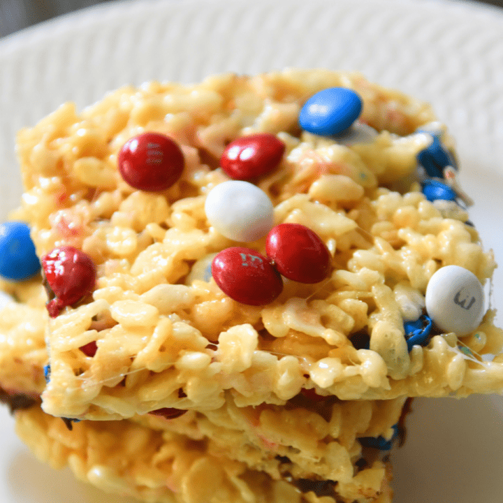 Honey Nut Cheerios Treats - Mess for Less