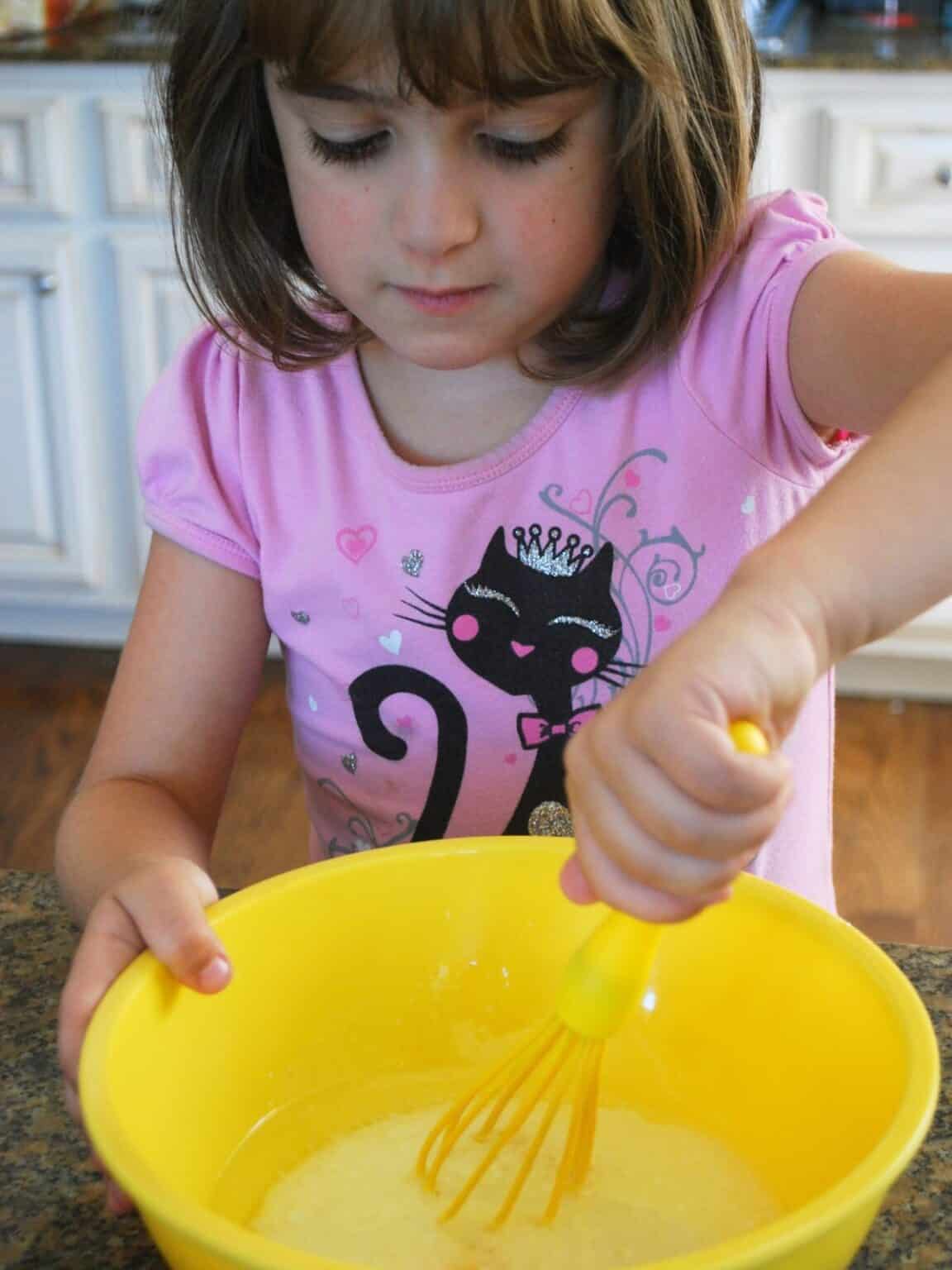 Apple Streusel Cake Recipe - Mess for Less