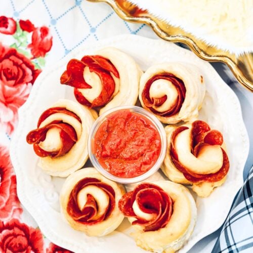 Pepperoni Pizza Roses - Mess for Less