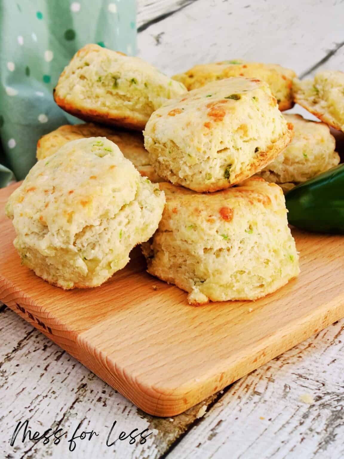 Cheesy Jalapeno Biscuits Recipe - Mess for Less