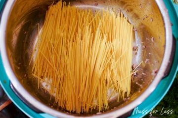 Instant Pot Spaghetti And Meat Sauce Recipe - Mess for Less