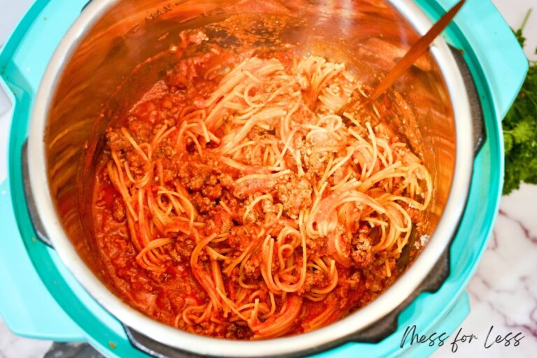 Instant Pot Spaghetti And Meat Sauce Recipe - Mess for Less