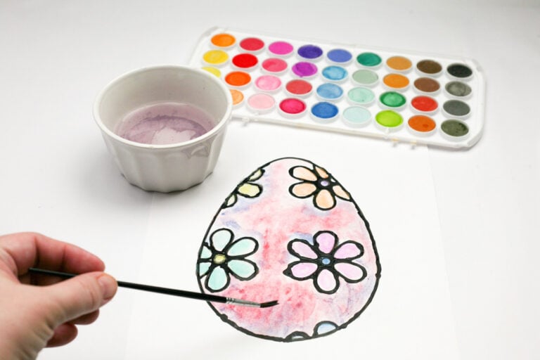 Black Glue And Watercolor Easter Egg Art - Mess for Less
