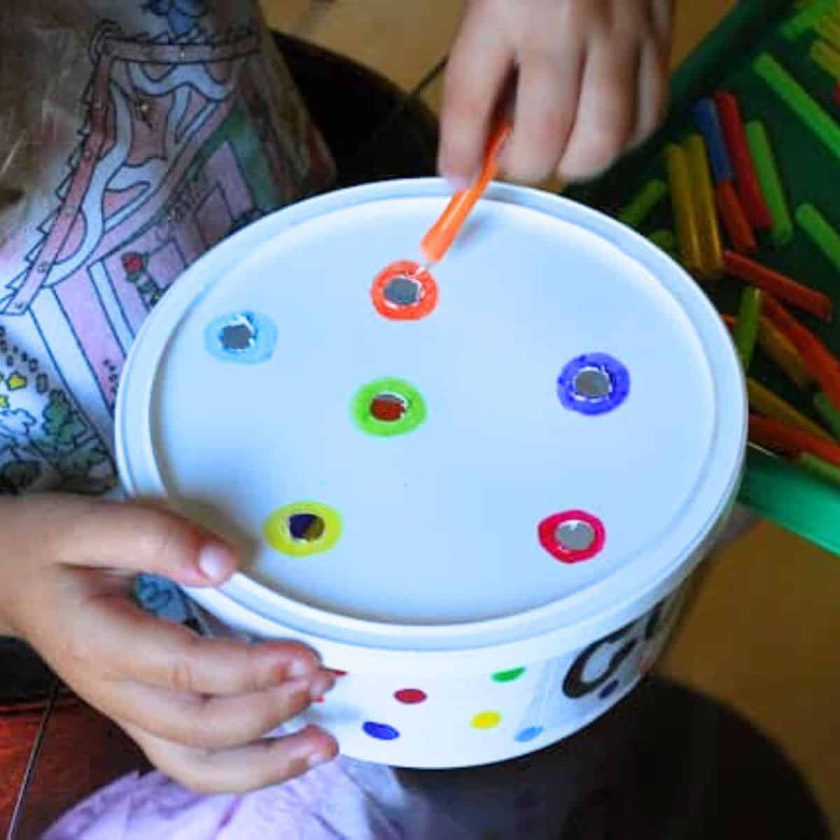 Fine Motor Skills Color Recognition Game - Mess for Less