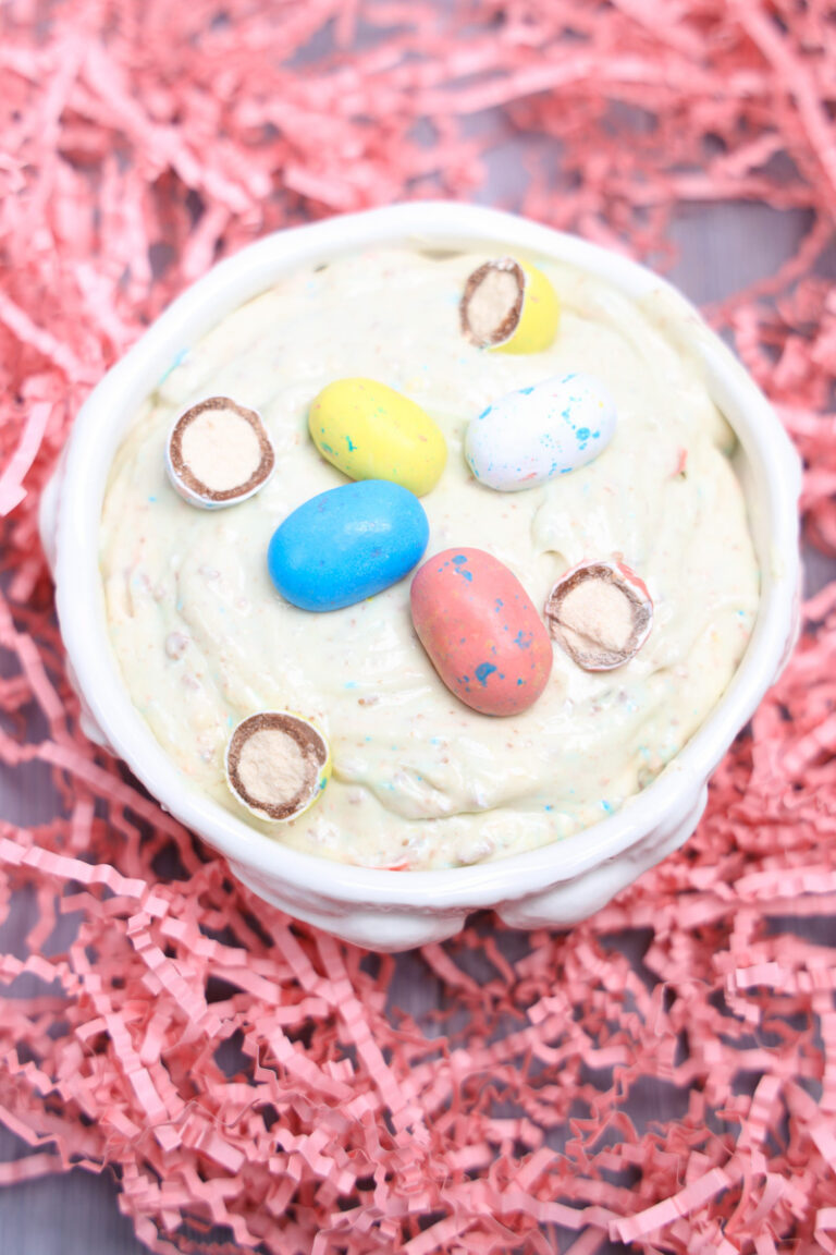 Robin's Egg Easter Dip - Mess for Less
